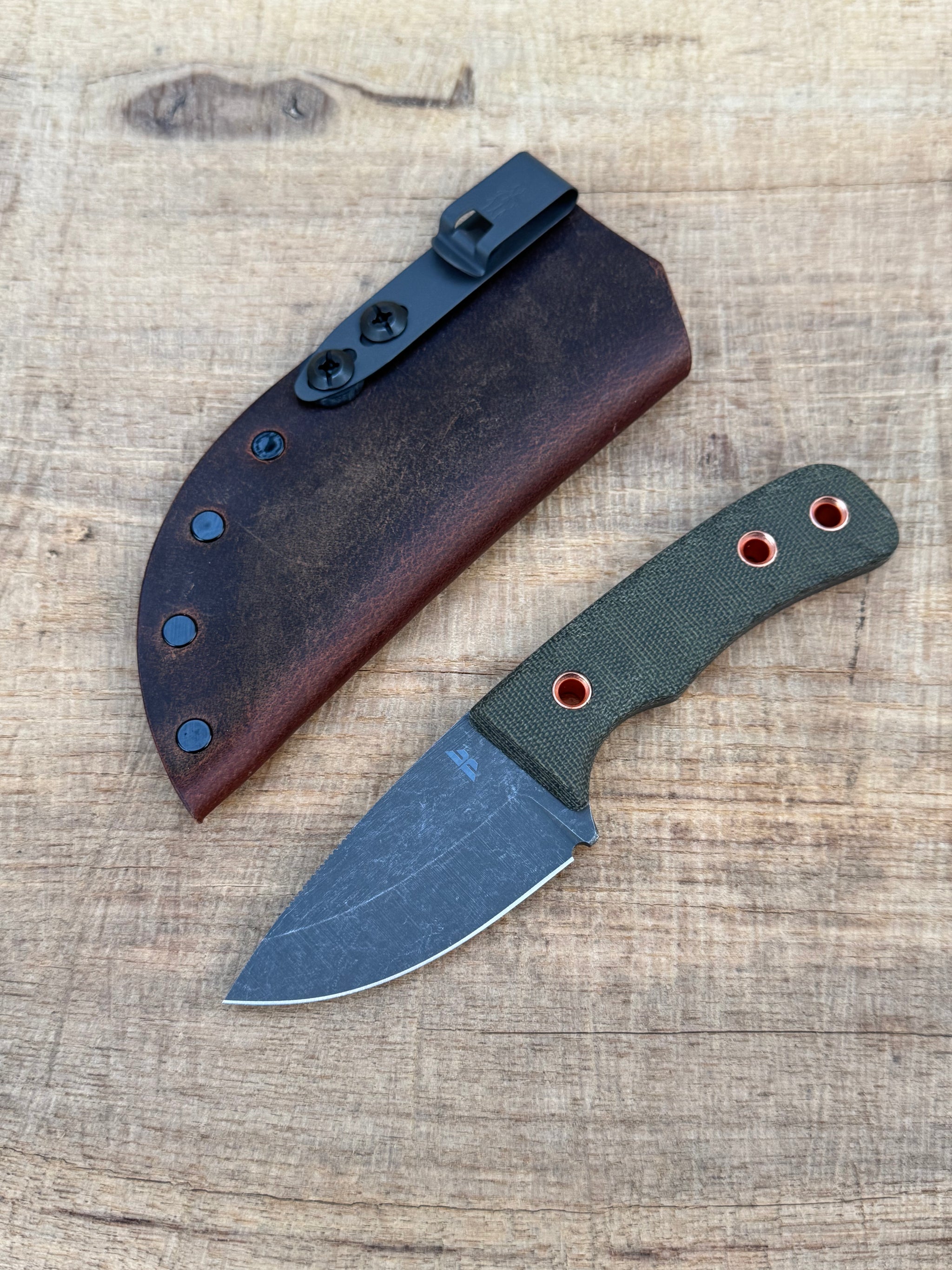 Textured Wicket XL (Saber w/ Jimping)